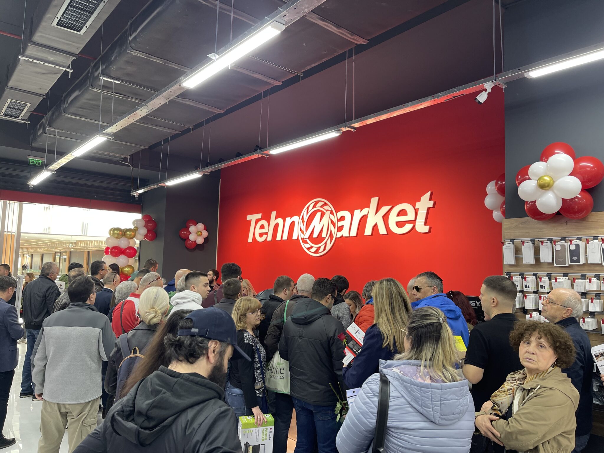Техномаркет отвори нов салон во Diamond Mall • Centar.mk