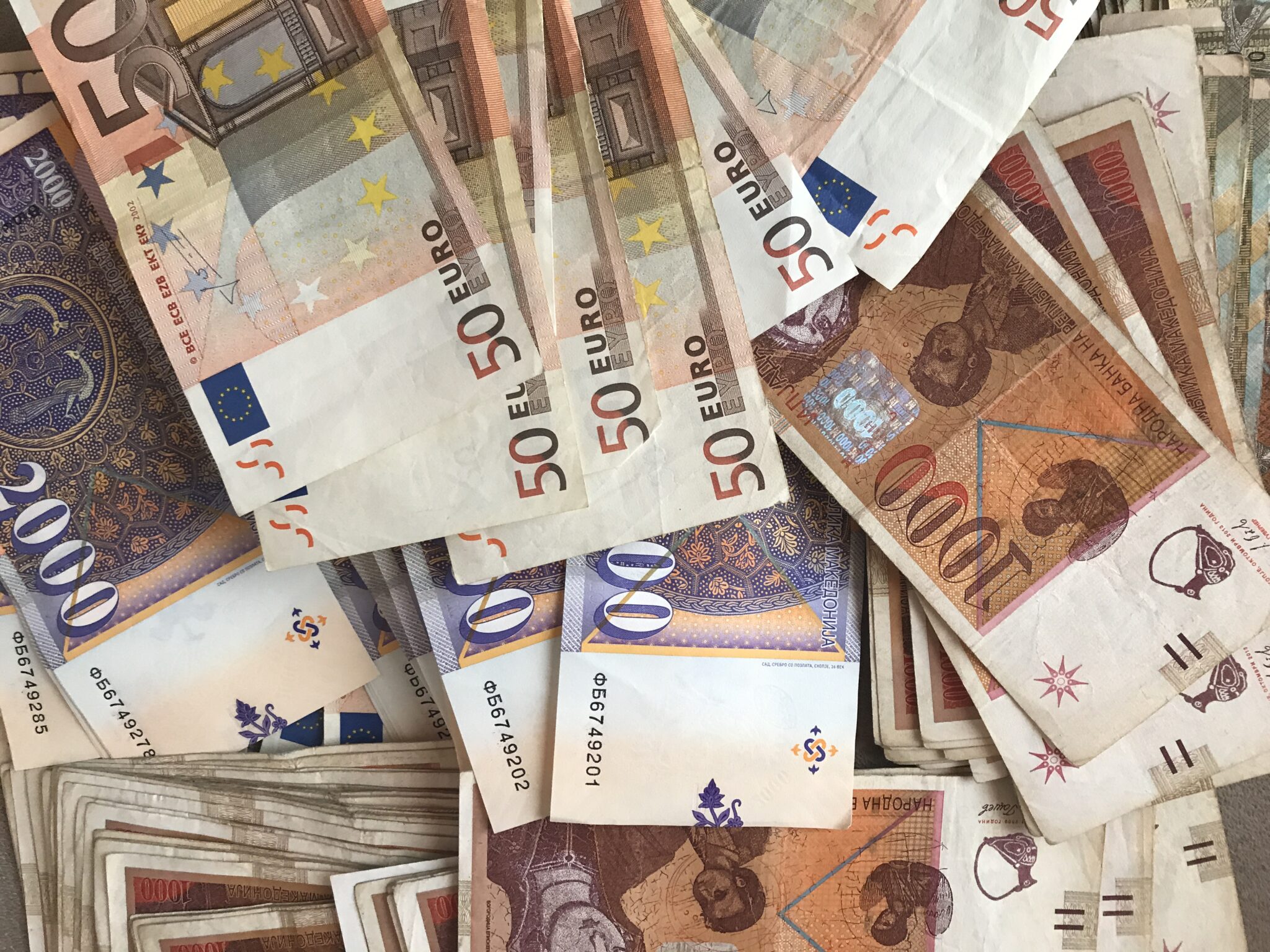 МФ: Поддршка за домашната економија и фер конкурентност на пазарот, Собранието ги изгласа ...